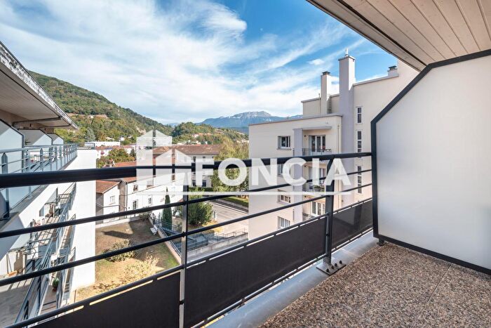 Voiron, Centre-ville, Gare - Appartement 2 pièces à vendre