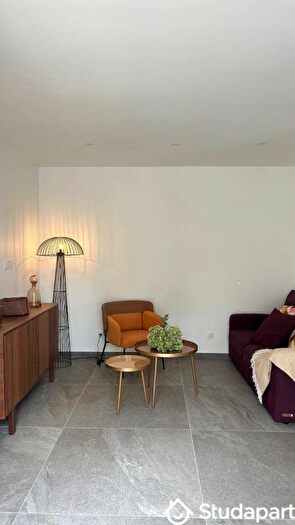 Appartement à louer - Cimetiere, Créteil - 1 pièce - 2 chambres