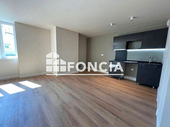Trois Quartiers-Centre Ville, Poitiers - Appartement 2 pièces à louer