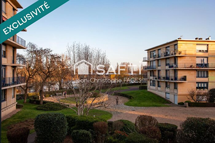 Appartement à vendre - Mantes-la-Jolie, Centre-ville - 2 pièces - 1 chambre