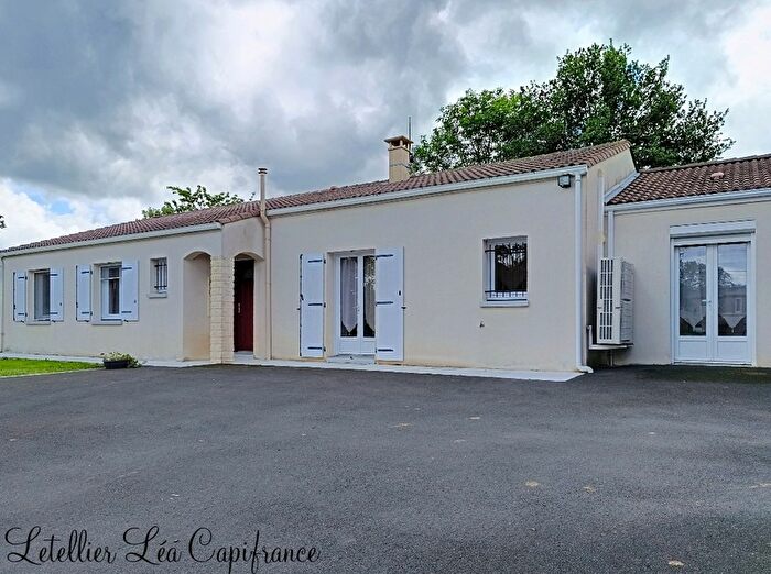 Maison 6 pièces à vendre - Chantecorps