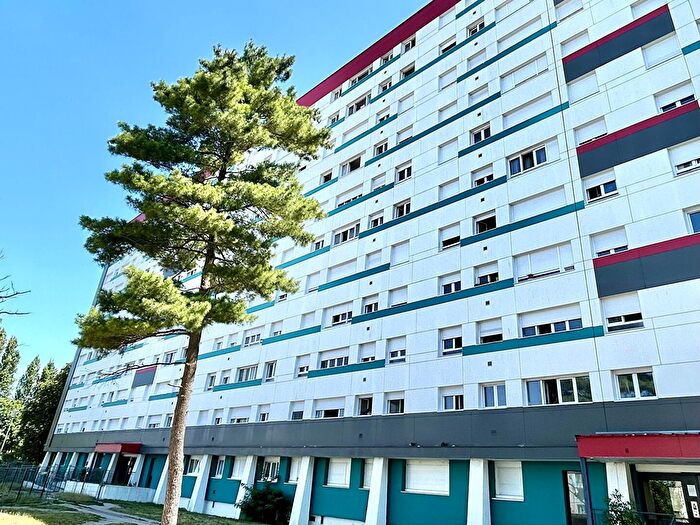 Appartement à vendre - Clichy-sous-Bois, LEtang - 4 pièces - 3 chambres