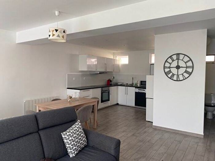 Appartement à louer - Compiègne, MorsangOrge - 3 pièces - 2 chambres