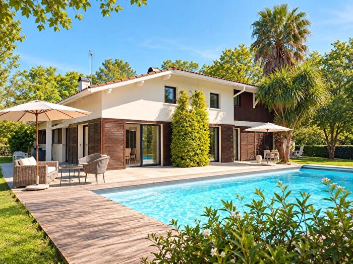 Maison 5 pièces à Saint-Martin-de-Seignanx, à vendre