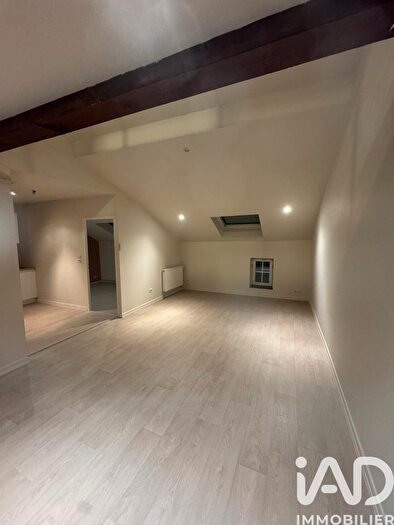 Appartement à louer - Ars-sur-Moselle - 3 pièces - 2 chambres