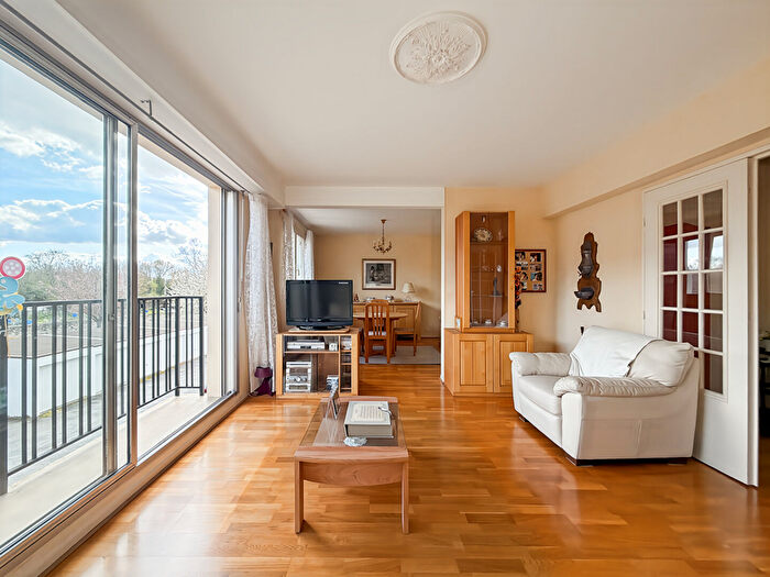 Appartement à vendre - Limay, Centre-ville - 4 pièces - 2 chambres