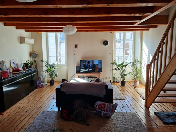 Appartement à louer - Dignac - 3 pièces - 2 chambres