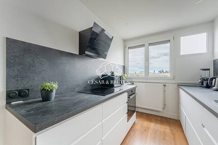 Appartement 3 pièces à Caluire-et-Cuire, Le Vernay, à vendre