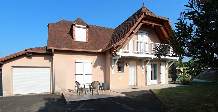 Maison 6 pièces à vendre à Lons