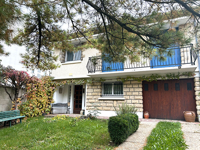 Maison à vendre - Antony, Baconnets - 10 pièces - 7 chambres