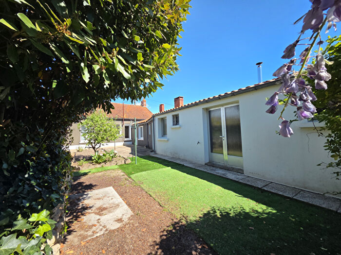 LAiguillon-sur-Mer - Maison 5 pièces à vendre