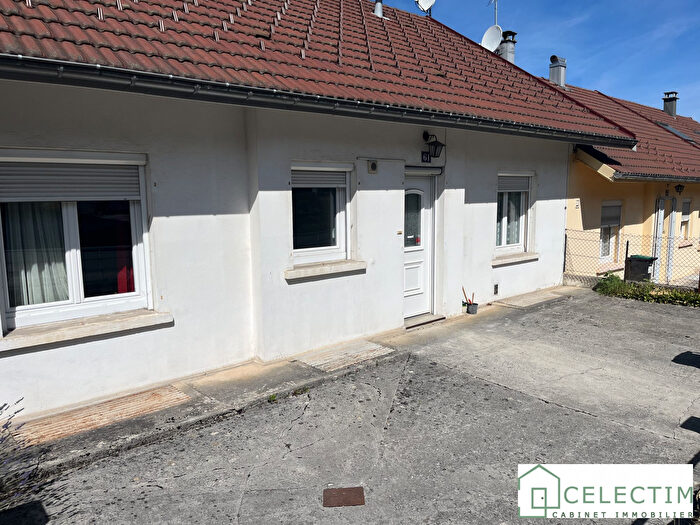 Maison 6 pièces à Pontarlier, Les Tours, Bois de Doubs, à vendre