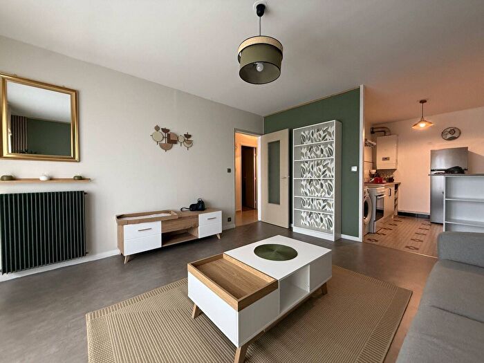 Appartement à louer - Champ de Foire, Cognac - 2 pièces - 1 chambre