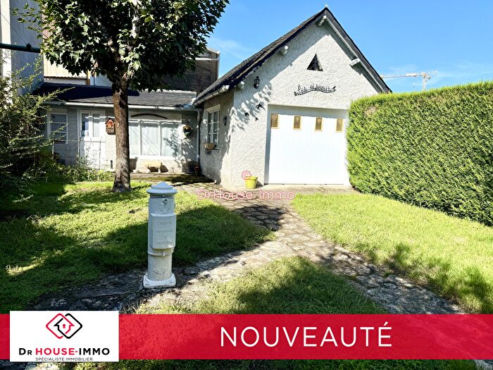 Maison à vendre - Argentat - 9 pièces - 6 chambres