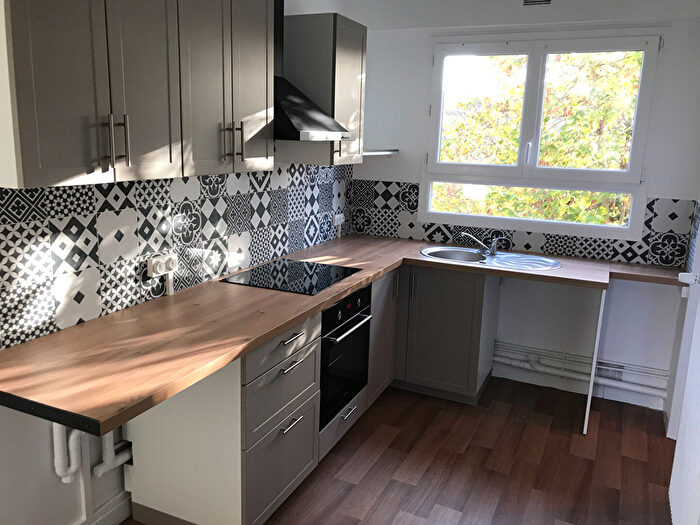 Appartement à louer - Poitiers, Centre-ville - 3 pièces - 2 chambres