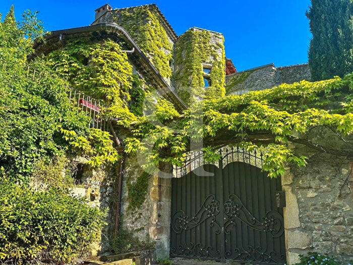Maison à vendre - La Bégude-de-Mazenc - 10 pièces - 4 chambres