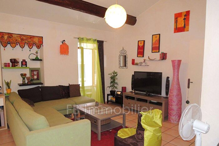 Appartement à louer - Est, Eyguières - 2 pièces - 1 chambre