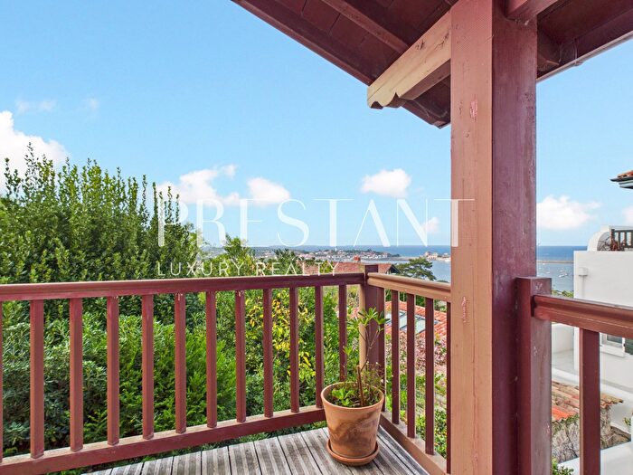 Maison à vendre - Ciboure - 6 pièces - 4 chambres