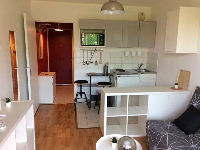 Reine-Mairie, Boulogne-Billancourt : Appartement 1 pièce à louer