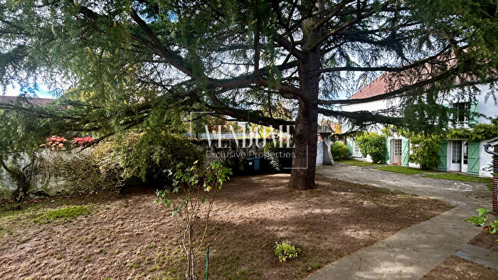 Maison à vendre - Coulombs - 7 pièces - 5 chambres