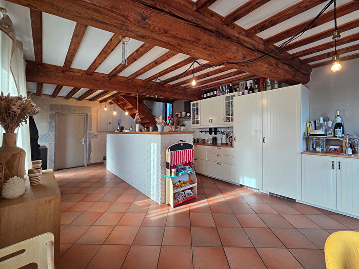 Maison à vendre - Soucieu-en-Jarrest - 5 pièces - 3 chambres