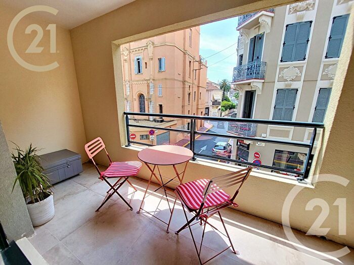 Appartement 2 pièces à vendre - Cannes, Prado, République