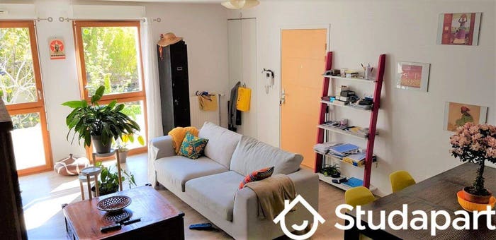 Appartement 1 pièce à louer à Centre Ville, Saint-Denis