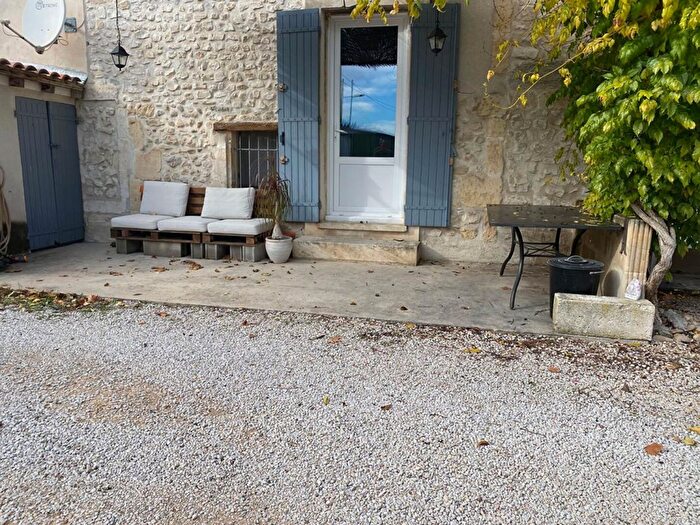 Châteaurenard, Barret, Lonnes, La Crau : Maison 4 pièces à louer