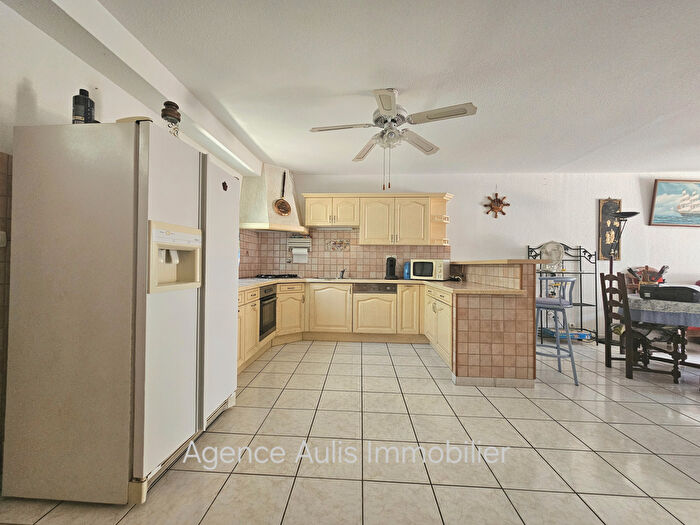 Maison 5 pièces à vendre à Fleury, Saint-Pierre, Les Cabanes