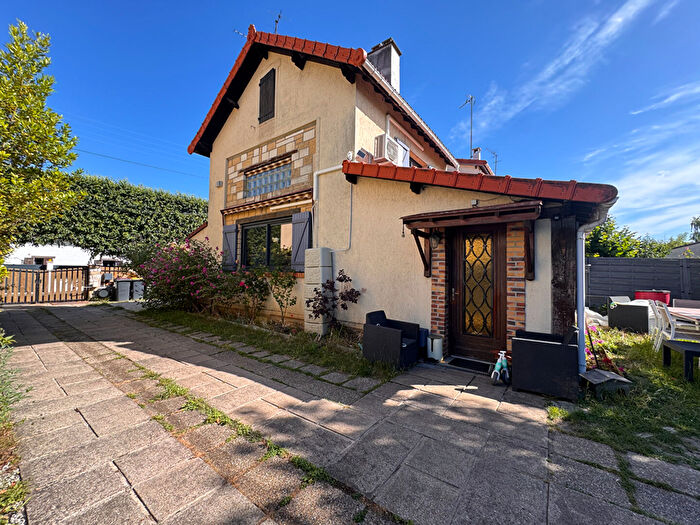 Maison 4 pièces à Viry-Châtillon, Port, Aviation, à vendre