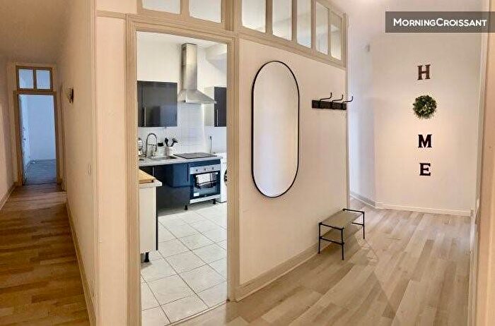 Appartement à louer - Centre Ville, Saint-Quentin - 1 pièce - 4 chambres