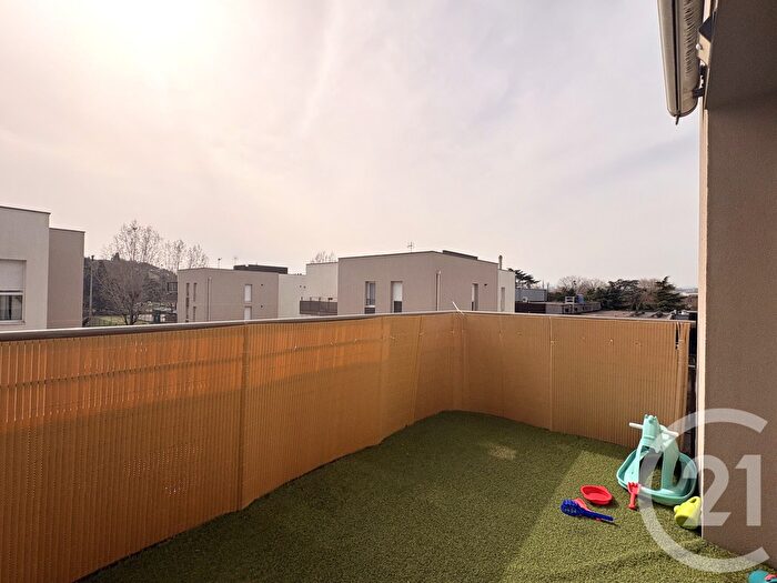 Appartement à vendre - Saint-Fons, Centre-ville, Chassagnon - 4 pièces - 3 chambres