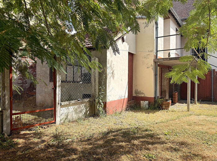 Maison 4 pièces à vendre à Saint-Rémy-sur-Avre