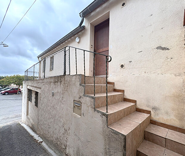 Maison 1 pièce à Marseillette, à vendre