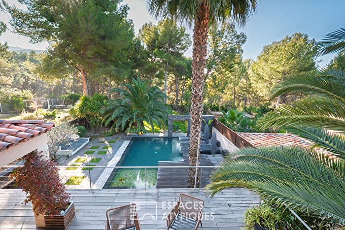 Maison à vendre - Rognac - 8 pièces - 7 chambres