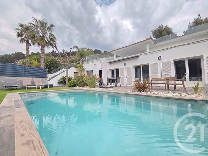 Appartement à vendre - Ollioules, Faveyrolles, Chateauvallon - 4 pièces - 3 chambres