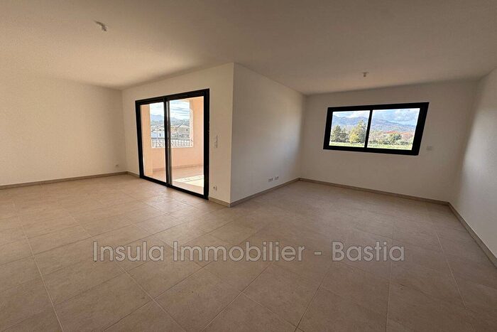 Appartement à louer - Penta-di-Casinca - 3 pièces - 2 chambres