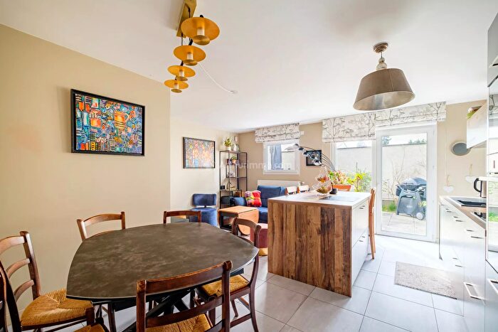 Appartement à vendre - Villeurbanne, Cusset - 5 pièces - 4 chambres