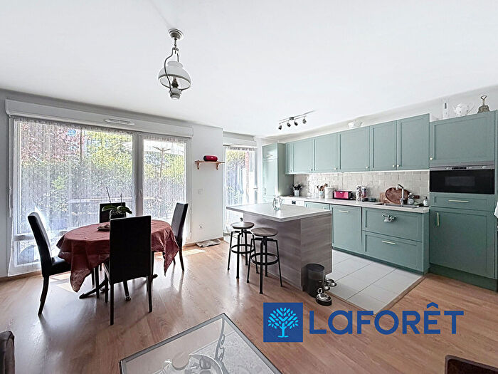 Appartement 4 pièces à louer à Créteil, Val de Brie