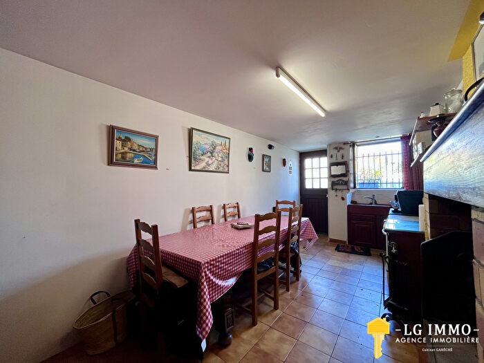 Maison à vendre - Mortagne-sur-Gironde - 3 pièces - 2 chambres