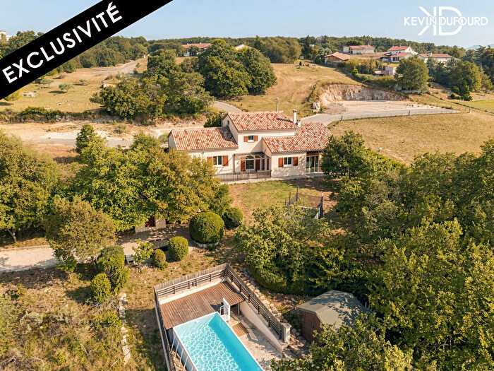 Maison 7 pièces à Lavilledieu, à vendre