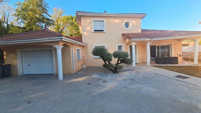 Bourgoin-Jallieu, Champfleuri et sa ceinture verte : Maison 5 pièces à vendre