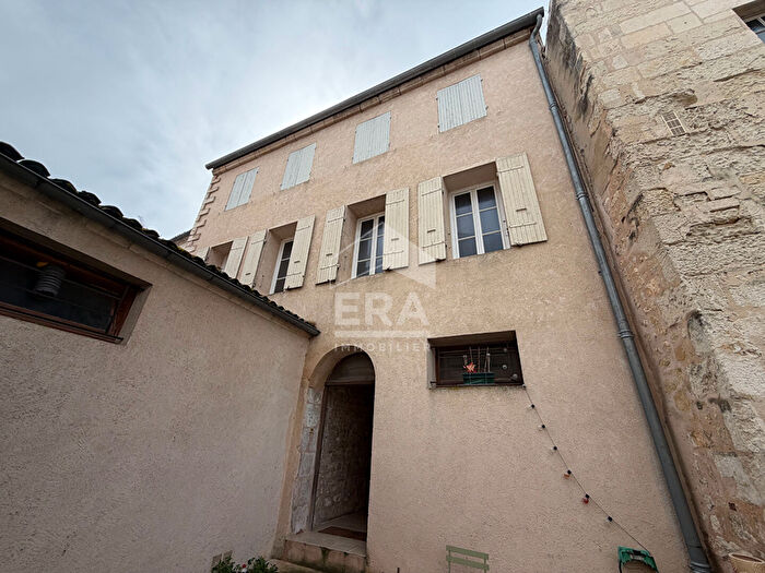 Appartement 5 pièces à Saintes, Centre-ville, à vendre