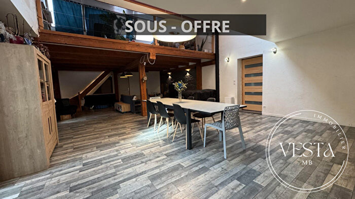 Maison à vendre - Étupes - 6 pièces - 4 chambres