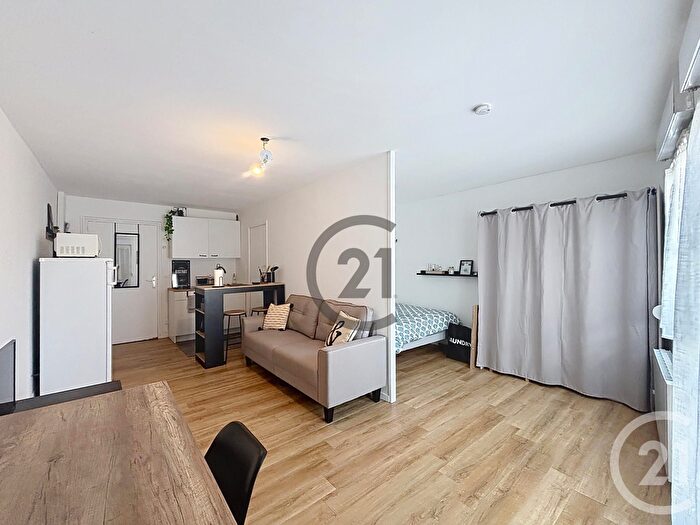 Melun, Rive de Seine, Sud : Appartement 1 pièce à louer