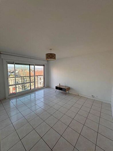 Appartement à louer - Gare, Mantes-la-Jolie - 2 pièces - 1 chambre