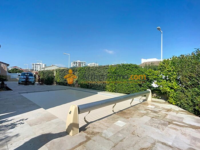 Maison à vendre - Perpignan, Moulin-à-Vent, Vertefeuille - 5 pièces - 4 chambres