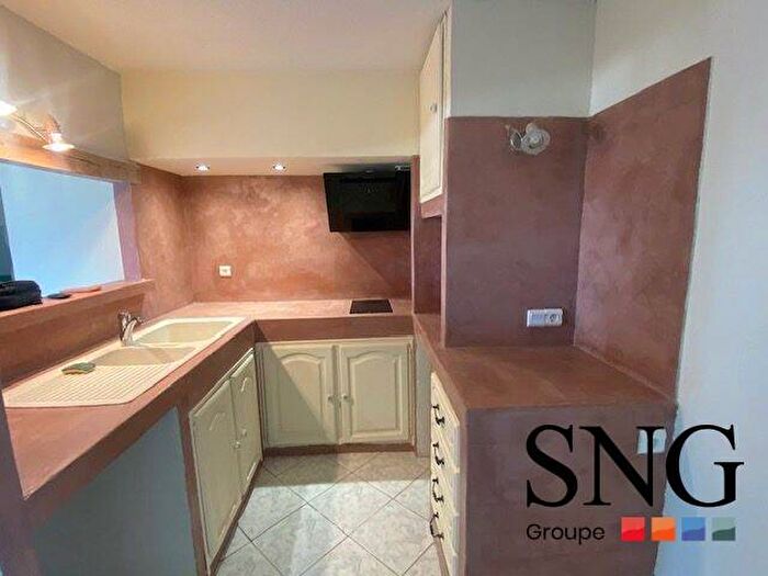 Appartement à louer - Horts Sables, Fréjus - 2 pièces - 1 chambre