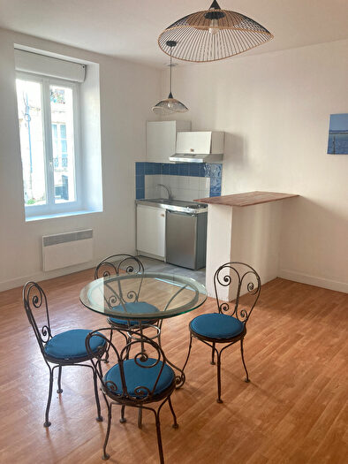 Appartement à louer - Bordeaux, La Bastide - 2 pièces - 1 chambre