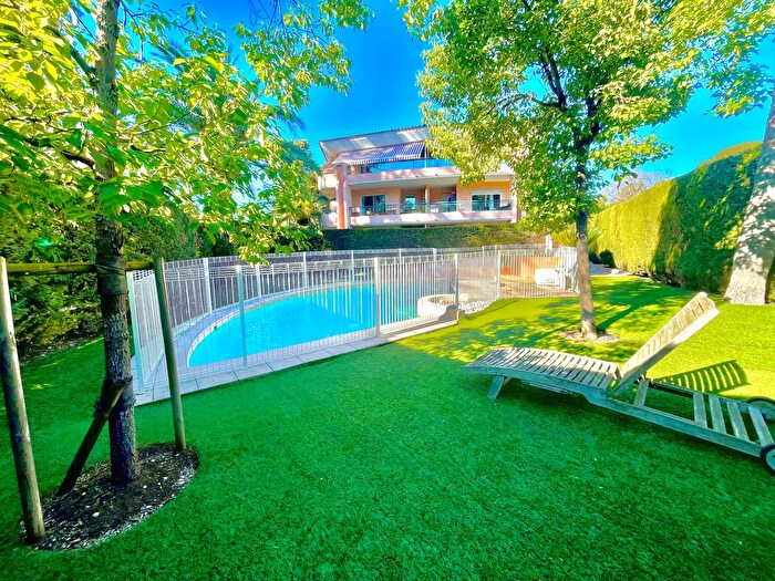 Appartement à vendre - Cannes, Prado, République - 2 pièces - 1 chambre